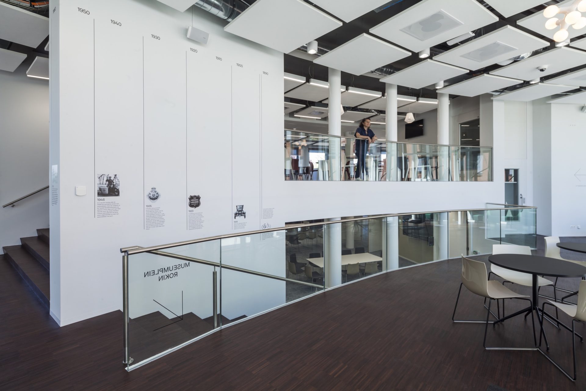 Unigarant, Hoogeveen - Een verduurzaamd, transparant hoofdkantoor